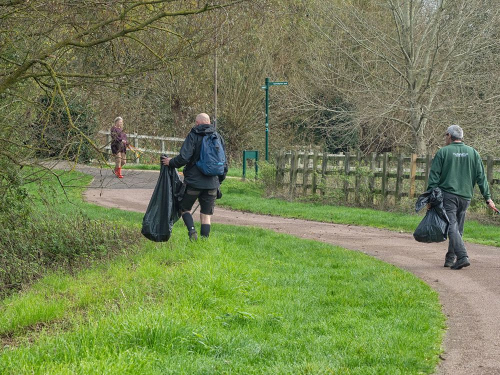 How To Bug Hunt | The Parks Trust